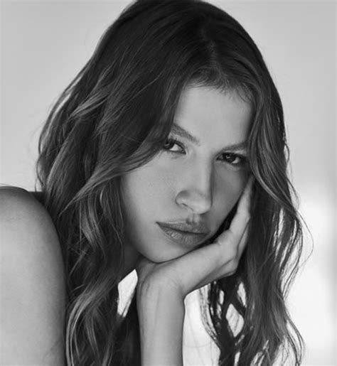 Women Cosmos Model Management Women Cosmos Model Management