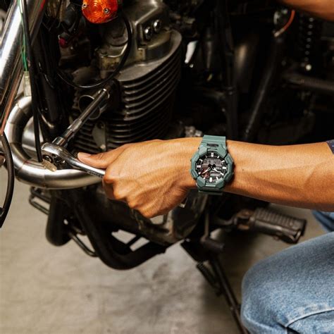 Ga 010 2a G Shock Analog Digital Ga 010 Series Casio Indonesia