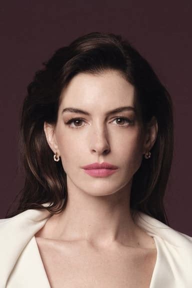 Anne Hathaway Age 44 2026 Life Timeline And Milestones Olderthan