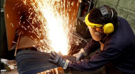 El Empleo Con Milei Ganadores Y Perdedores Por Edad Por Género Y Por