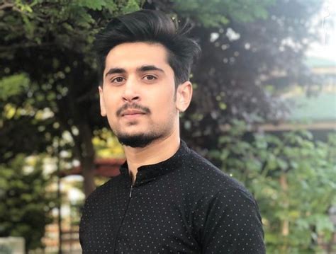 Armaghan Khan Vlogs A Model From Turkey Model Management