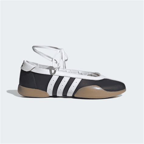 How To Style The Lace Up Ballet Sneaker Trend For Summer
