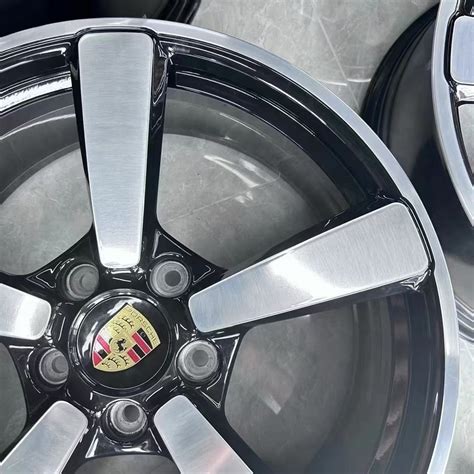 Demo Car Wheels 20” 21 Porsche 911 992 Carrera Exclusive Design Oe
