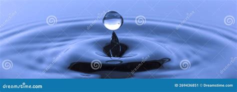 Single Water Drop Impact On Surface Stock Image Image Of Clean Color