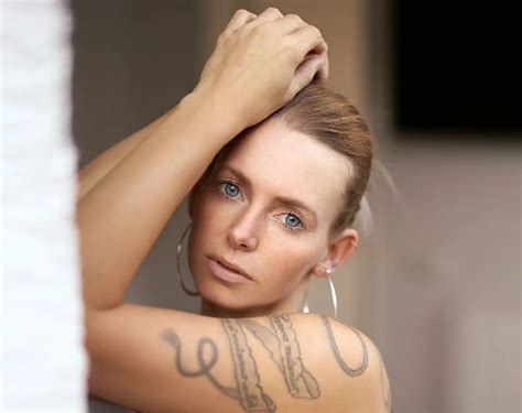 Mella89 Biography 22 Photos Age Height Real Name Instagram Account 2025