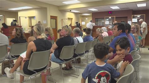 Arkansas Dmv Sees Long Lines After Neighboring Citys Closure