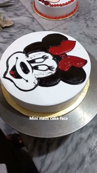 Mini Mauss Cake Face Idea Dising Cake Lcakedecorating Likes