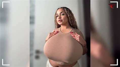 Irresistible Layla The Plus Size Curvy Model Taking Instagram By Storm