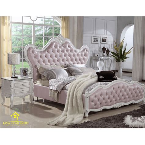 Purply Classical Bench