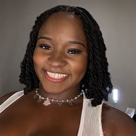 Tonya Alyssia • Threads Say More