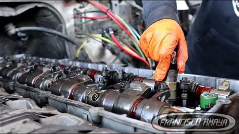 Dd15 Dd16 Engine Ghg17 2017 And Up Cam Housing Timing Tool Engine Timing Youtube