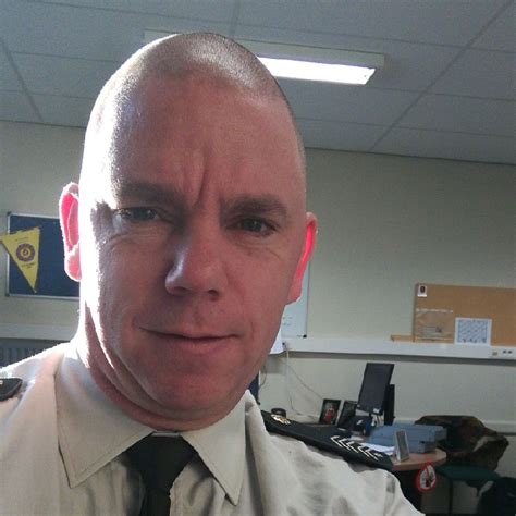 Mario Van Hoeij Beheerder Defensie Linkedin