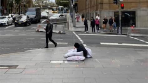 Single Image Exposes Harsh Reality Of Life In Australia Leonard Len