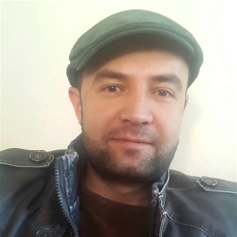 صفحه رسمی احسان الله ظهیر