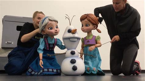Disney Frozen Young Elsa And Olaf At Sarah Bugarin Blog