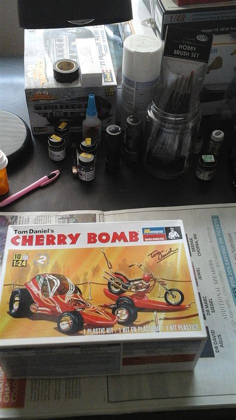 Tom Daniels Cherry Bomb Plastic Model Car Kit 124 Scale