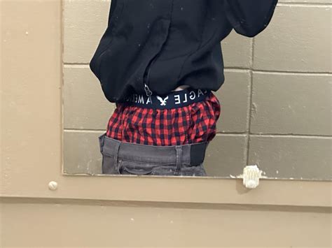Ae Boxers 😋love Sagging In Them R Dudesinboxers