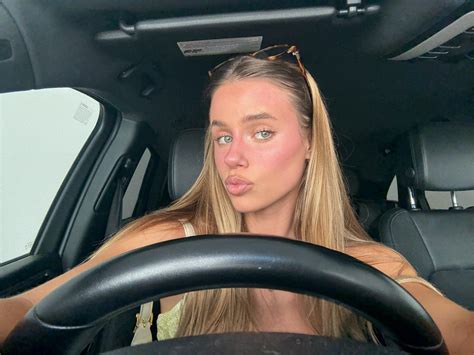 Hailey Grice Hailey Grice Added A New Photo