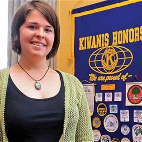 بوابة الحركات الاسلامية أُطلق اسمها على عملية مقتل البغدادي من هي كايلا مولر؟