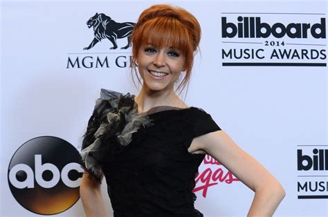 Lindsey Stirling Partners With Disneys Maker Studios