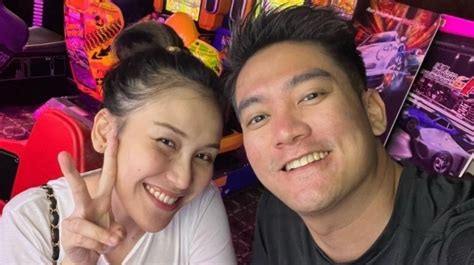 Sok Sedih Padahal Dulu Rekayasa Boy William Pamer Foto Nangis Saat Ayu