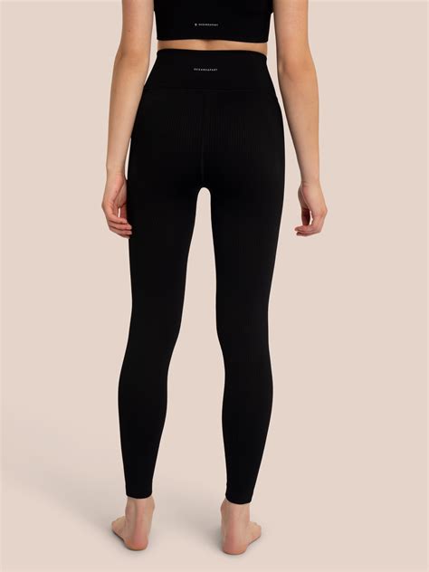 Maya Set Black Pants And Bra