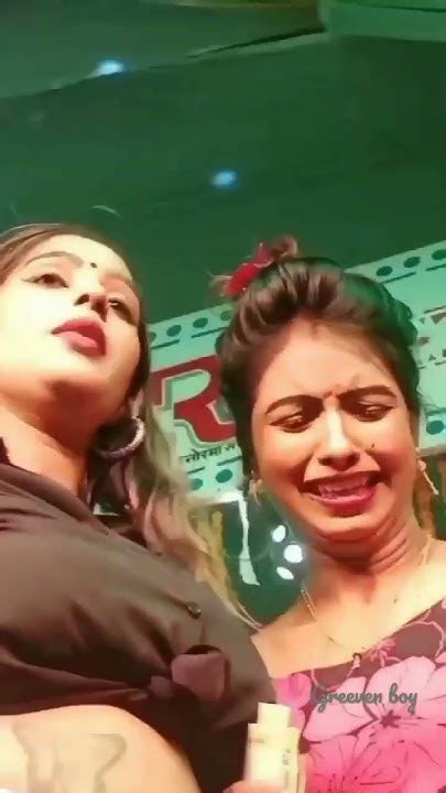 Mujhe Kambal Manga De 💝hot Girl🌺hot Dance Beautiful Youtubeshorts Short New Dance 💞cute Girl