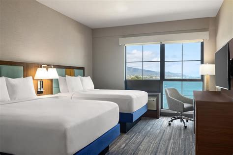 Hampton Inn And Suites Maui North Shore Kahului Hotel Reviews Rooms