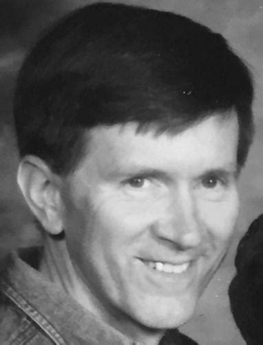 Gary Vucich Obituaries