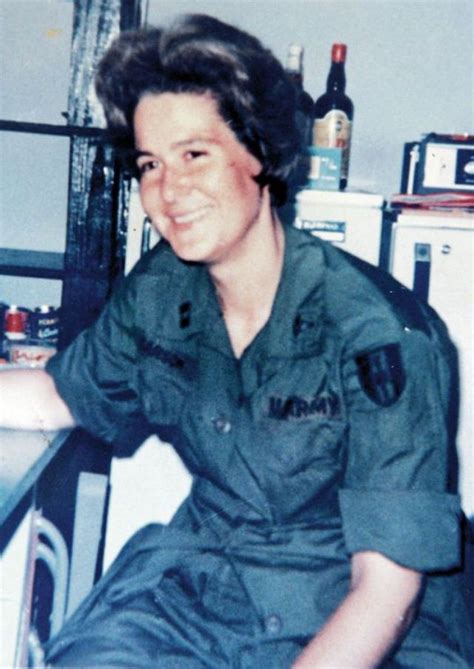 30 Portrait Photos Of Beautiful Women Of The U S Army Nurse Corps