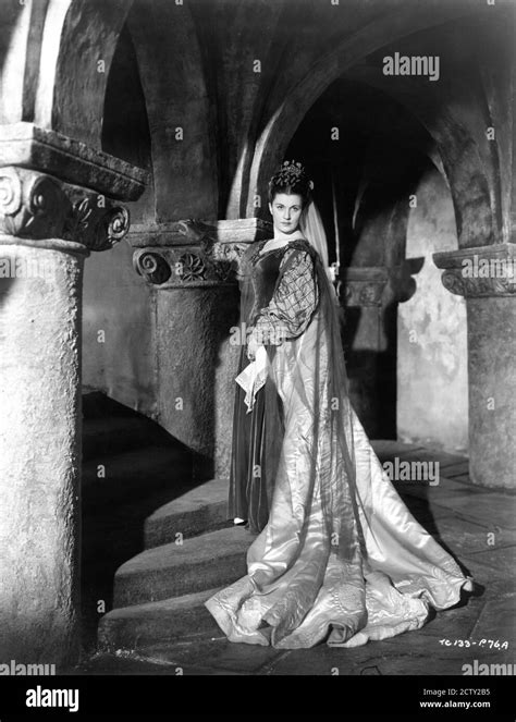 Hamlet Gertrude At Victoria Riley Blog