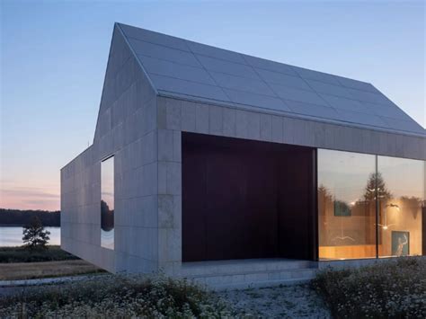 The Loop House Merges The Old And New And Throws In A Garden Roof In The