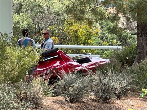 Photos Video Disneylands Autopia Closes After Car Derails