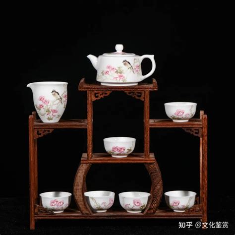 独具匠心 程磊 著名陶瓷艺术家作品展 知乎