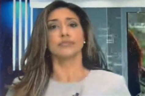 Voditeljka U Programu Uživo Progutala Muvu