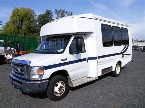 2015 Ford E 350 Wlift Hartford Ct 06114 Property Room