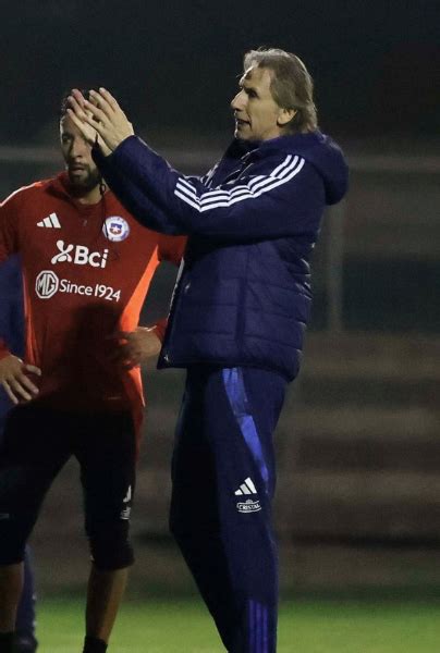 La Sorprendente Formación Que Pondría Ricardo Gareca Para El Duelo Ante