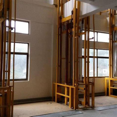 China Hydraulic Residential Freight Cargo Elevator Lifts For Sale