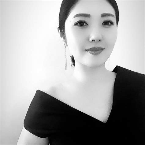 Chiaki Shigeta ジェル専門ネイルスクール主宰 Chiakishigeta • Threads Say More