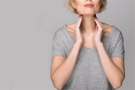 Bulging Thyroid Pictures Freepik