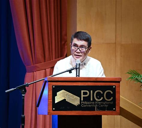 Marcos At Papi Meet The Manila Times