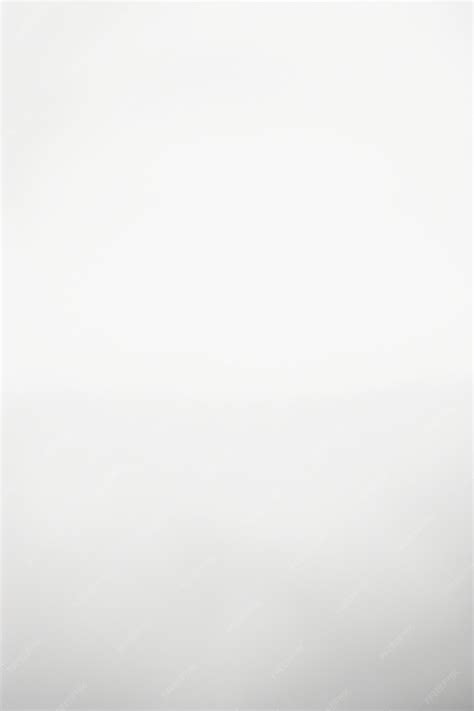Abstract Soft Gradient White Background Wallpaper With Copy Space