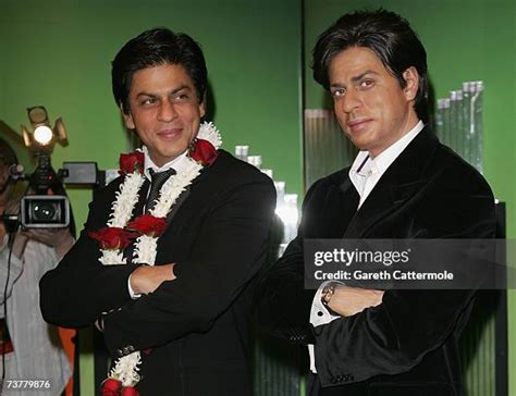 Bollywood Star Shah Rukh Khan Unveils Wax Figure Photos And Premium High Res Pictures Getty Images