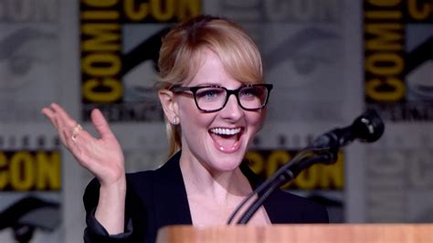 Melissa Rauch Bekam Job Absage Wegen Ihrer Hobbit Hände