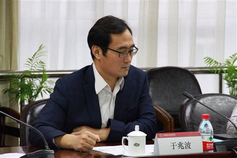 首届北理法学博士生论坛暨智能科技青年法治论坛在京成功召开北京理工大学法学院