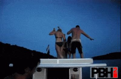Why Drunk Girls Are The Worst