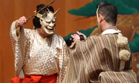 Experiencing Noh Theater — Toki