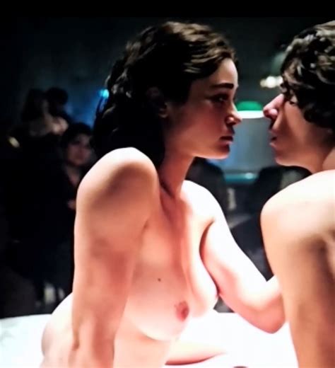 Celebrity Nudeflash Picture 2024 11 Original Margherita Aresti Parthenope 2024 3 