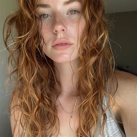How To Easily Turn Your Greasy Hair Into 7 Gorgeous Styles