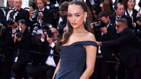 Chi è Thalia Besson Tutto Sulla New Entry Di Emily In Paris